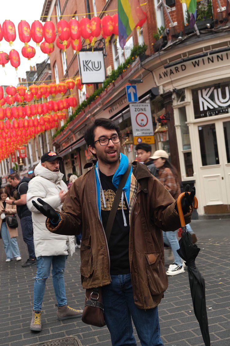Guides Profiles - Best Tours